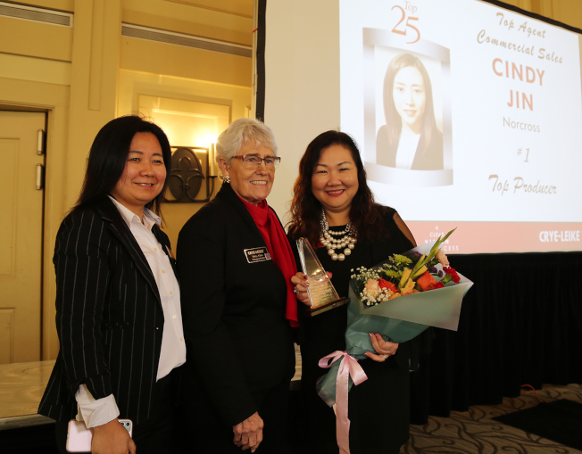 Judy Chin團隊房地產銷售再次奪冠連四年獲首獎 旗下華裔經紀人深獲客戶信賴 - 世界新聞網