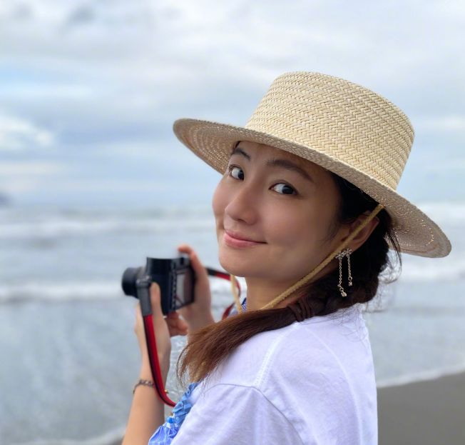 Selina釋懷倒嗓 新聲音錄新曲 甜美高音變中音 - 世界新聞網